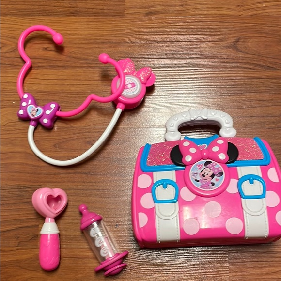 Disney | Toys | Disney Minnie Mouse Pink Doctor Playset | Poshmark